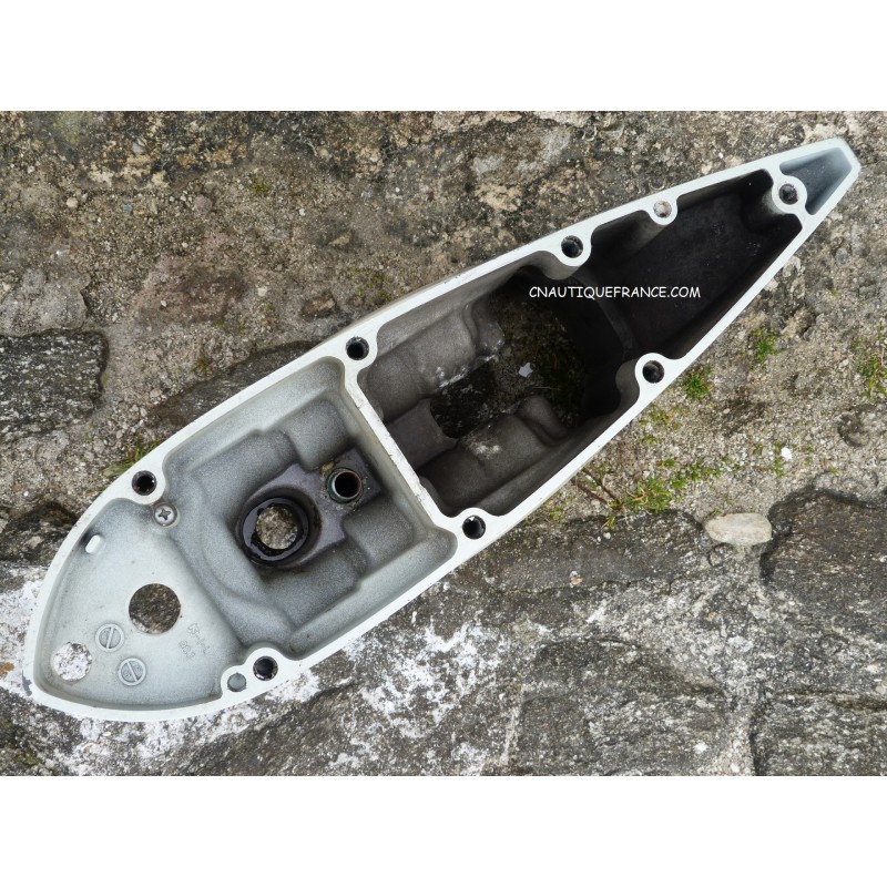 DF90 DF140 - HOUSING DRIVE SHAFT 90 - 140 HP SUZUKI JOHNSON 90J