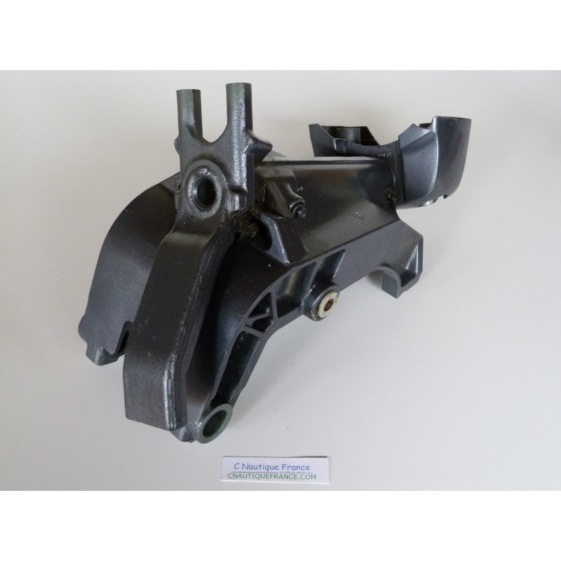 F30 - SWIVEL BRACKET 30 HP 4S YAMAHA 69H F30A