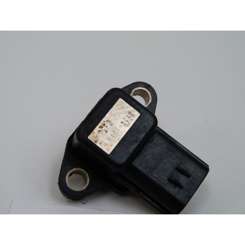 DF90 DF140 SENSOR PRESSURE SUZUKI 18590-72F21