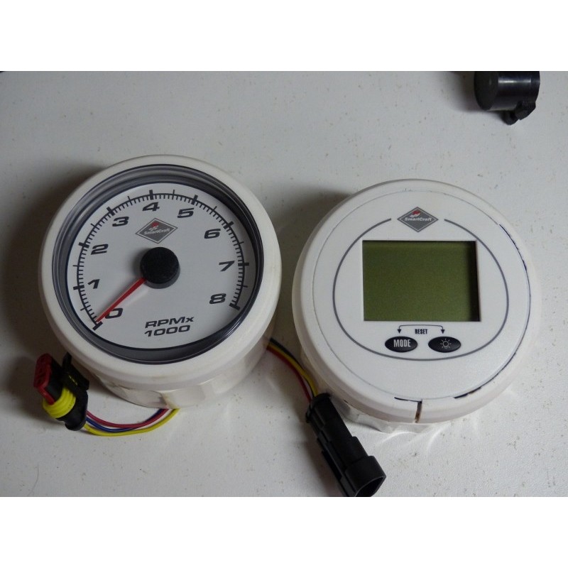 MONITOR SMARTCRAFT AND THOMETER MERCURY