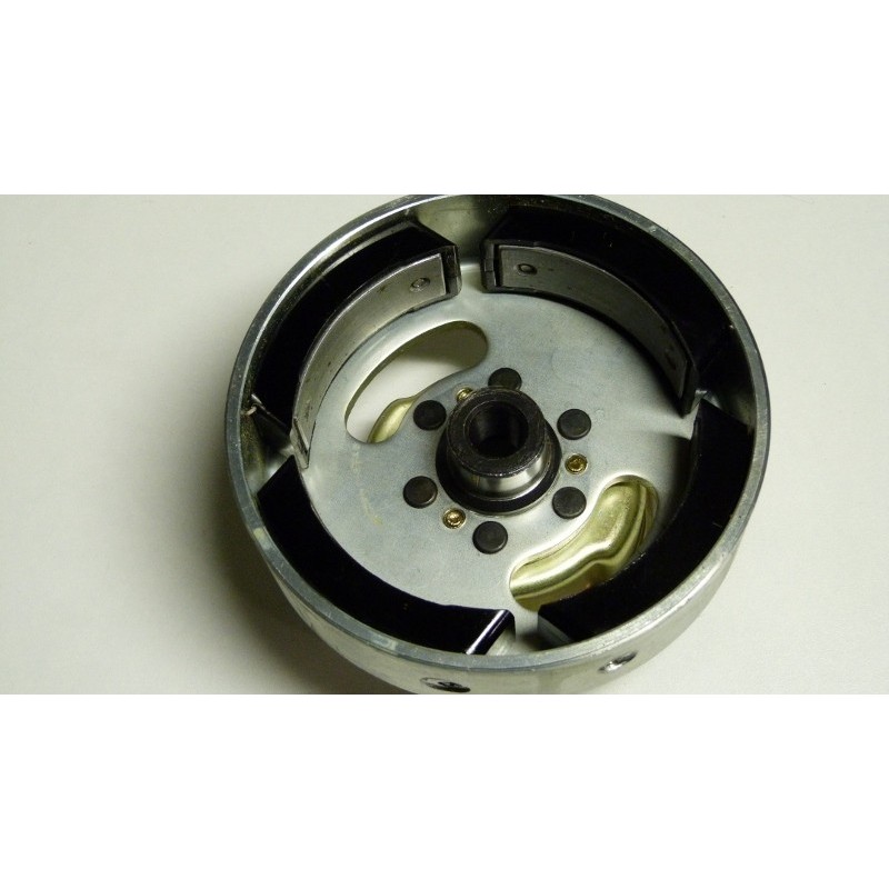 2.5 - 3.5 HP 2S FLYWHEEL TOHATSU