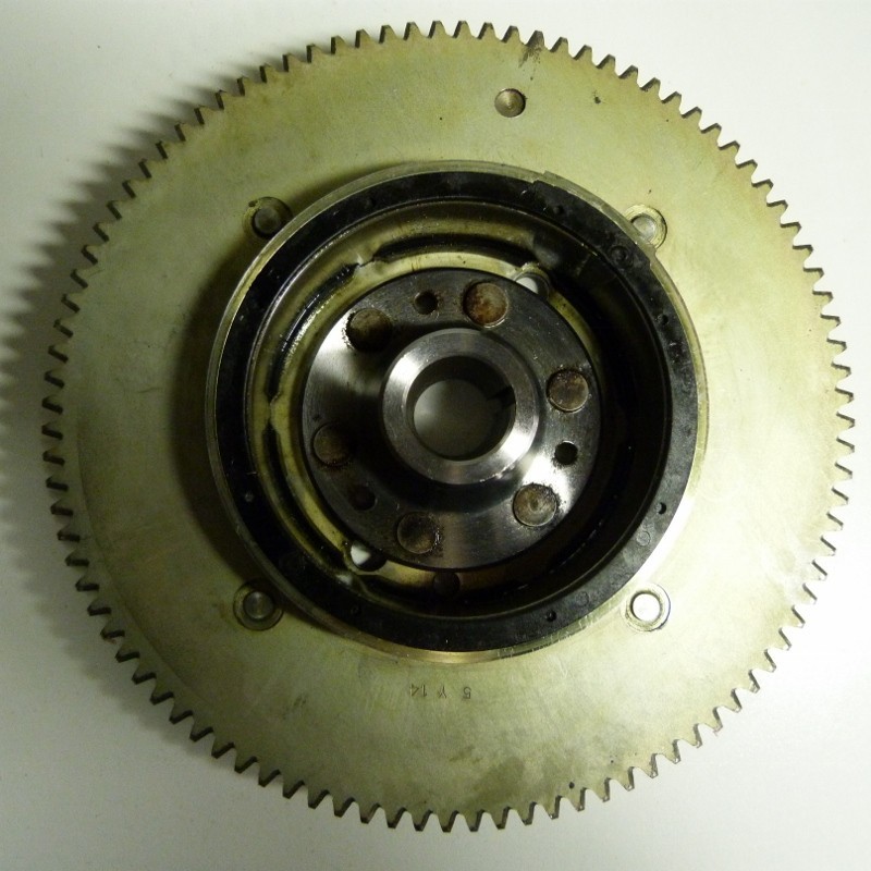 DT50 FLYWHEEL 50 HP 2S SUZUKI F4T419