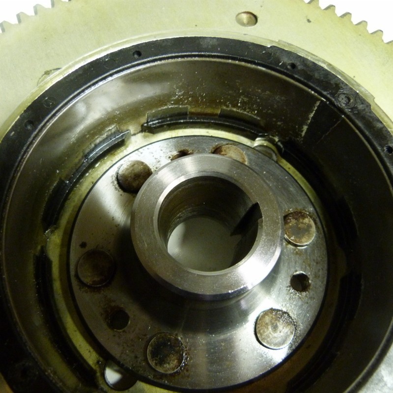 DT50 FLYWHEEL 50 HP 2S SUZUKI F4T419